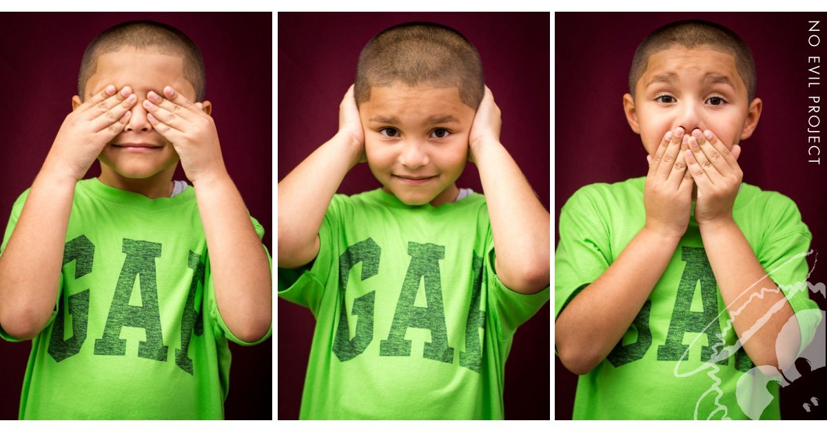 Moises - Gamer, Animal Lover, Football Fan