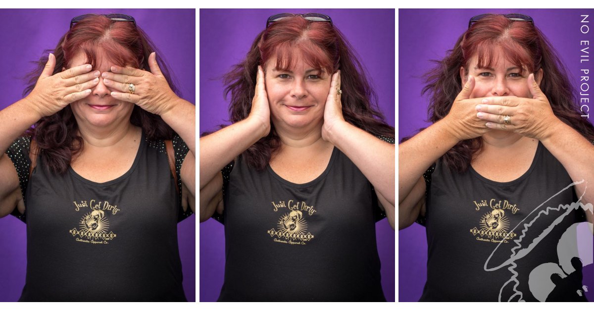 Lisa - Married, Bookworm, Classic Car Fan